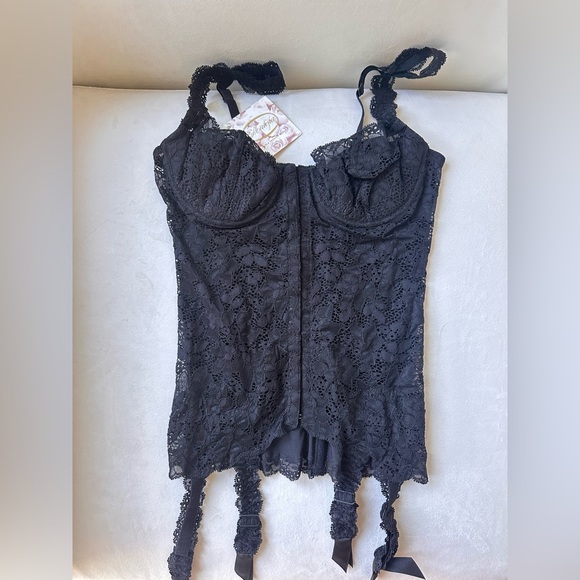 La Perla | Intimates & Sleepwear | New La Perla Vintage Black Lace ...